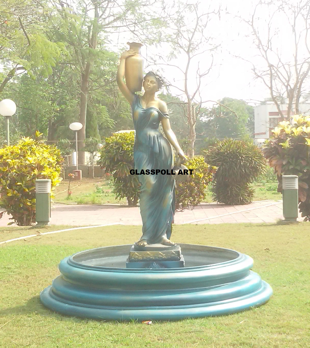 FIBERGLASS LADY FOUNTAIN | FRP LADY FOUNTAIN